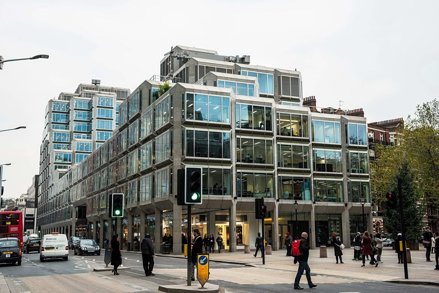123 Victoria Street – Cornelius UK Ltd – specialists in glazing services